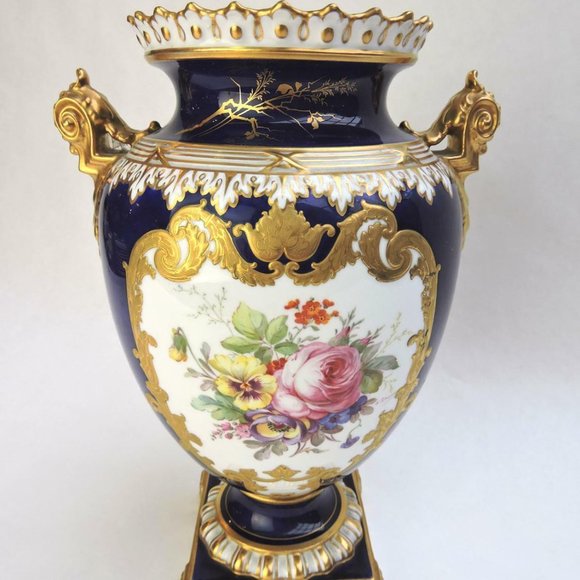 Royal Crown Derby | Dining | Royal Crown Derby Vase By Albert Gregory ...